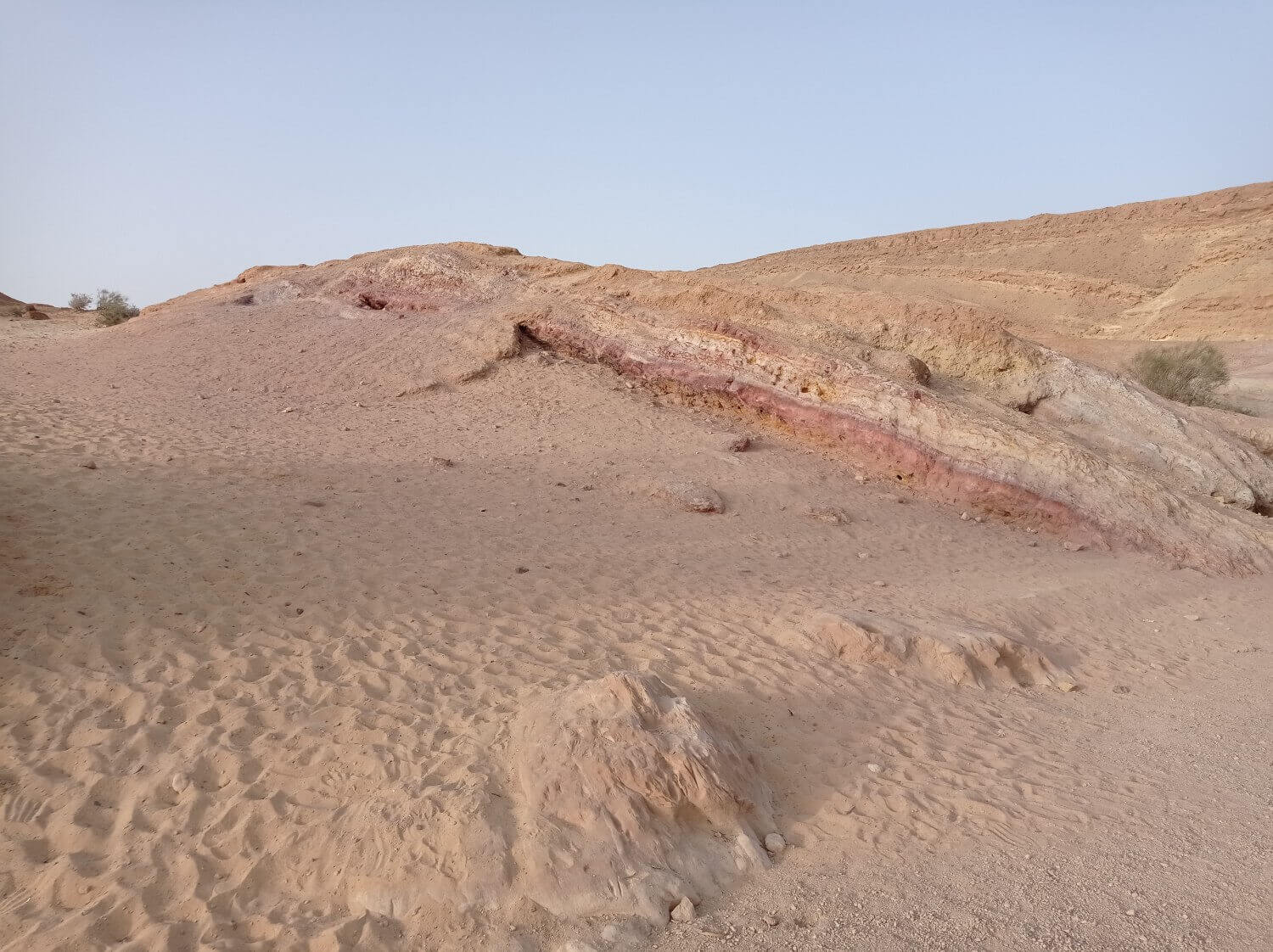 Colored sands Yruham Crater Camping - חולות צבעוניים » ifreecamp ...